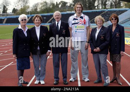 Celebrating the 60 years of their achievements at the 1952 Helsinki ...
