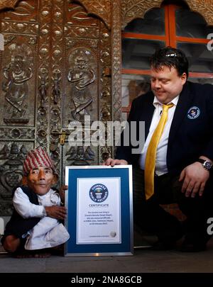 The shortest man ever Chandra Bahadur Dangi 54.6com - 21.5 inches) and ...
