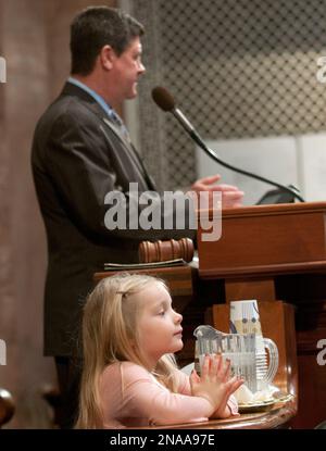 House Speaker Greg Stumbo, D-Prestonsburg, whispers to Rep. Fred Nesler ...