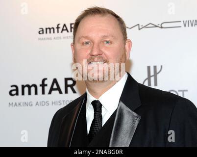 Kevin Frost 2012 amfAR New York Gala at Cipriani Wall Street - Arrivals ...