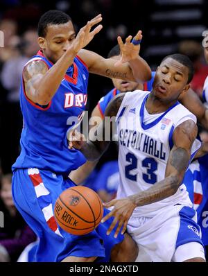 Seton Hall's Fuquan Edwin, right, applies defensive pressure to ...