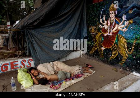 Picture of Hindu goddess Durga on a tiger Stock Photo - Alamy