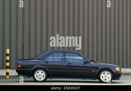 AMG-Mercedes E Class (W124) 1990 Stock Photo - Alamy