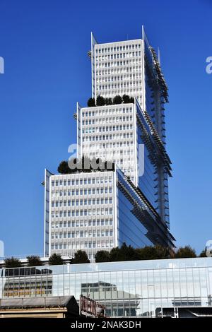 Palais de Justice - TGI de Paris by Renzo Piano architect - Paris 17 ...