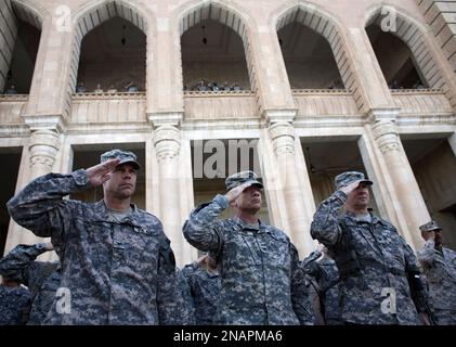 Camp Victory American base in Baghdad during occupation Stock Photo - Alamy