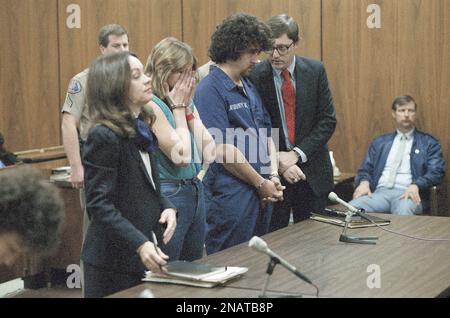 Ruby Padgett and Mitchell Carlton Sims appear in court in Glendale ...