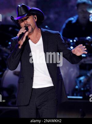 Tim McGraw performs at the Brooks & Dunn "The Last Rodeo" tribute ...
