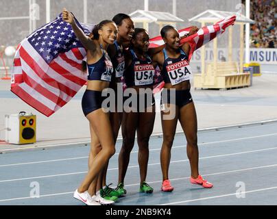 From left, USA's Allyson Felix, Jessica Beard, Francena McCorory and ...