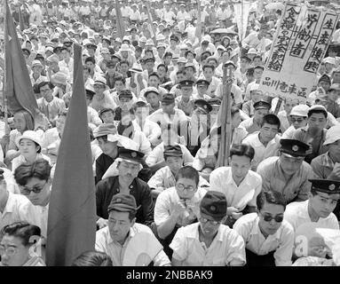 Views of the Imperial Palace grounds in Tokyo, Japan Stock Photo - Alamy