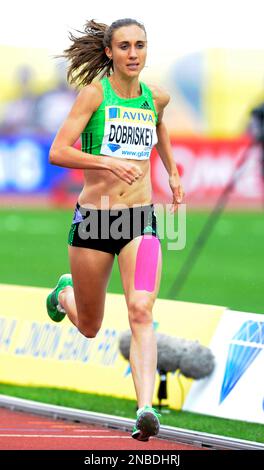 Great Britain's Lisa Dobriskey wins the Women's 1500 meters final ...