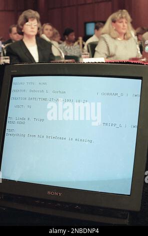 Former White House counsel Bernard Nussbaum appears before the Senate ...