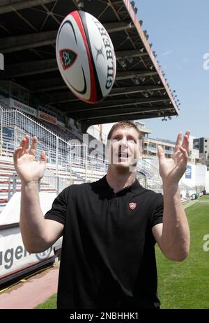 Rugby player Bakkies Botha of South Africa, runs with the ball during ...
