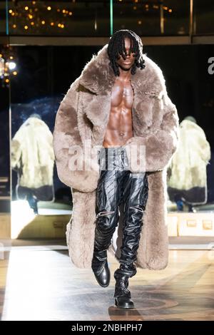 The LaQuan Smith Fall/Winter 2023 collection is modeled by Frida Aasen ...