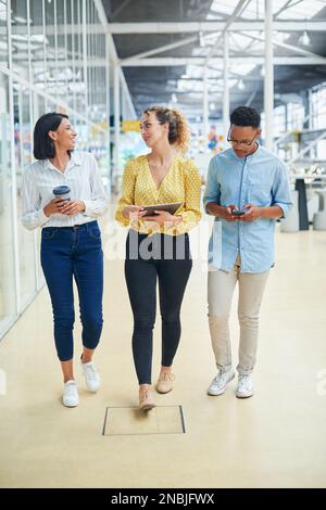 businessman having a discussion through his phone while working Stock ...