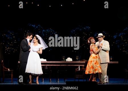 Amanda Squitieri, left, and Charles Castronovo perform during "Il ...