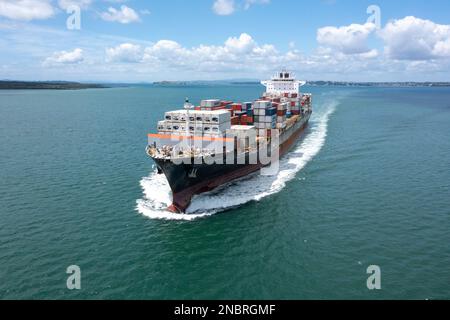 Container Ship Navios Miami departing Auckland's Waitamata harbour ...