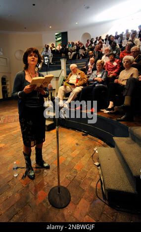 The great, great grand daughter of Charles Darwin, botanist Sarah ...