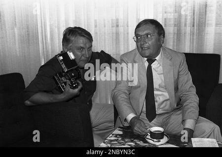 German photographer Josef "Jupp" Darchinger of the German weekly news ...