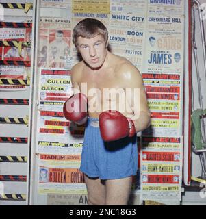 Heavyweight boxer Billy Walker in his training quarters at Blue House ...
