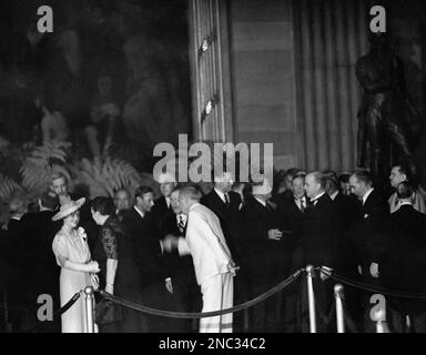 British Ambassador Sir Ronald Lindsay arriving at Washington Cathedral ...