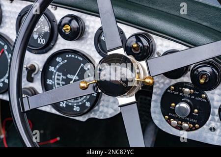 Steering whell & dash of a vintage British-built 1928 Bentley 4 1/2 ...