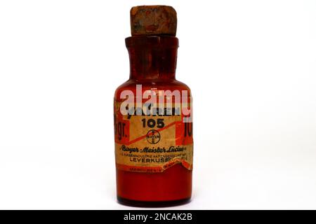 YaTren 105 Bayer Vintage 1920s Bottle of Medicine for the treatment of ...