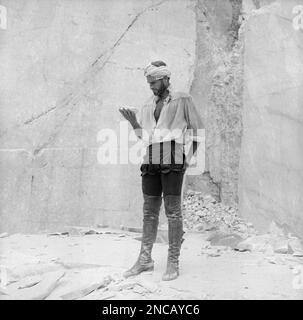 THE AGONY AND THE ECSTASY, Charlton Heston as Michelangelo, 1965, TM ...