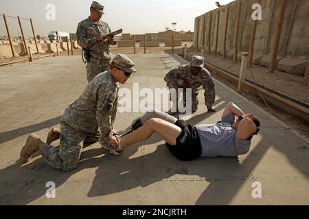 Soldiers of 5th Squadron, 7th Cavalry Regiment, 3rd Infantry Division ...