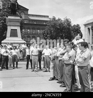 George Lincoln Rockwell, leader of the American Nazi Party, delivering ...