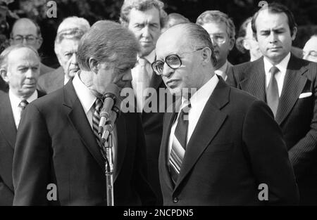 Ronald Reagan and Menachem Begin Stock Photo - Alamy