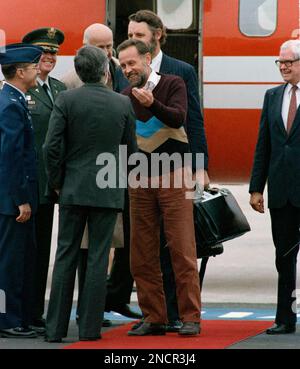 Terry Waite former hostage and Church of England Envoy with wife ...