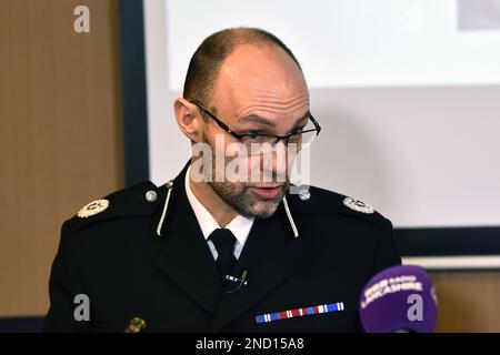 RE-TRANSMITTING CAPTION CORRECTION CHANGED PHOTOGRAPHERS NAME FROM ...