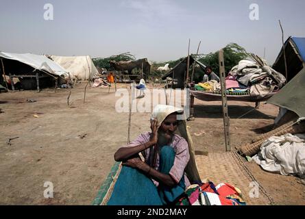 Temporary shelters for Pakistani who survived floods are seen in Makli ...