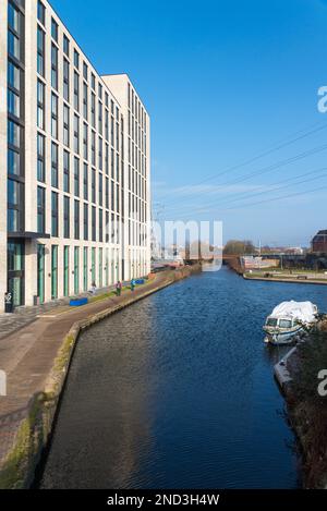 Large Unite Student accommodation block for University of Birmingham at ...