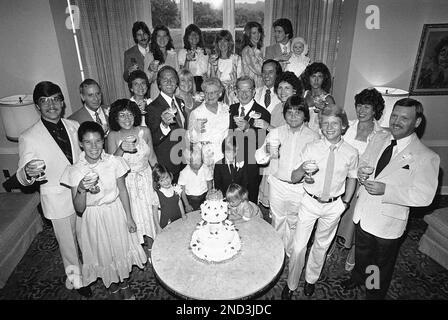 PAT BOONE AND FAMILY, from left, Laury Boone, Lindy Boone, Pat Boone ...