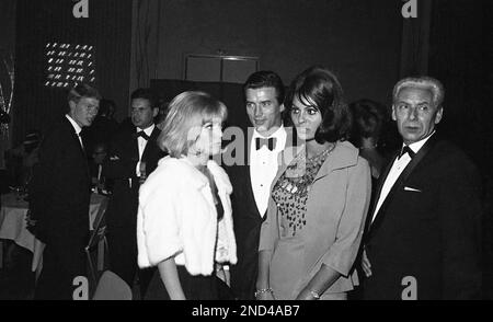 Pierre Brice, film actor, festival, Karlovy Vary, giant wine glass ...