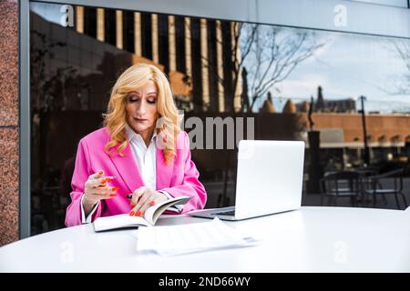 Transgender business woman lifestyle moments in downtown, Los angeles ...