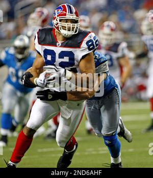 Detroit Lions linebacker Vinny Ciurciu (52) rushes the line during the ...