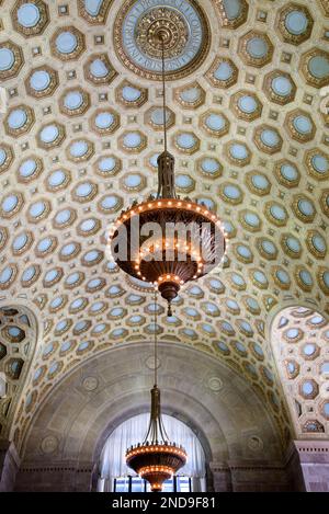 Toronto, Canada, architectural feature or detail of the Ryrie Building ...