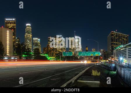 A picture of Downtown Los Angeles and the Harbor Freeway's traffic ...