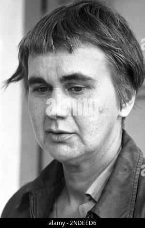 Dr. Pat Smith at Kontum March 6, 1968 whose hospital was tacked March 4 ...