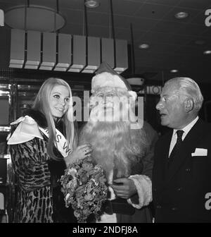 Miss World, Eva Rueber-Staier wearing the U.S. helmet pictured at ...