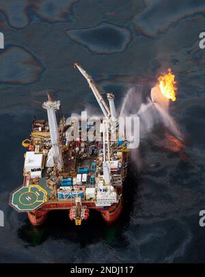 The Q4000 drilling rig operates in the Gulf of Mexico at the site of ...