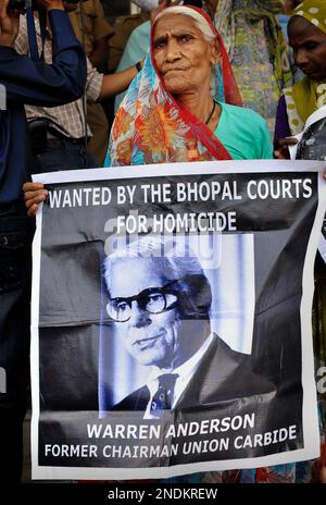 Dead people, Union Carbide gas leak tragedy, Bhopal, Madhya Pradesh ...
