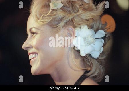 MARIA BELLO, MEL GIBSON, PAYBACK, 1999 Stock Photo - Alamy