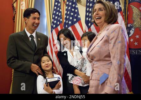 From left: Daughter Stacey, wife Julie Ann and Julie Ann's mother leave ...