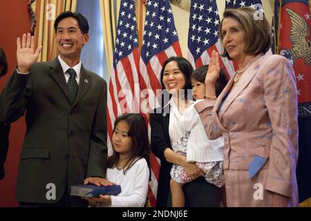 From left: Daughter Stacey, wife Julie Ann and Julie Ann's mother leave ...