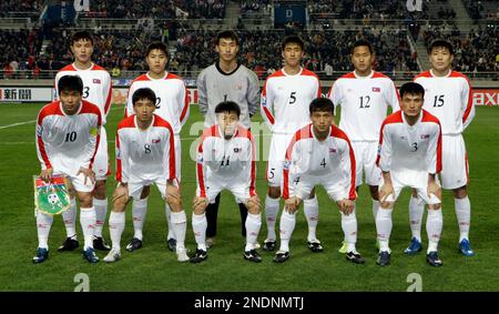 South Korean Kim Kwang-il, 86, fills out application forms to reunite ...