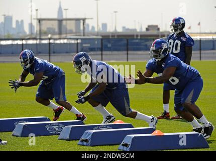 New York Giants defensive lineman Dexter Lawrence II participates in ...