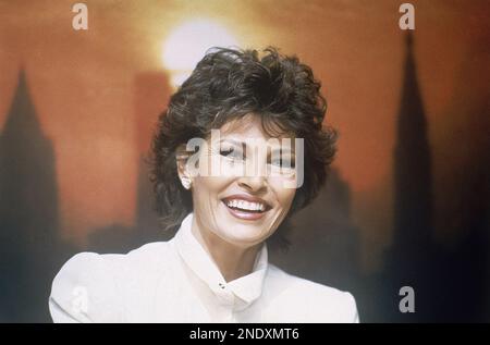 Actress Raquel Welch is shown, Nov. 23, 1982. (AP Photo/Richard Drew ...